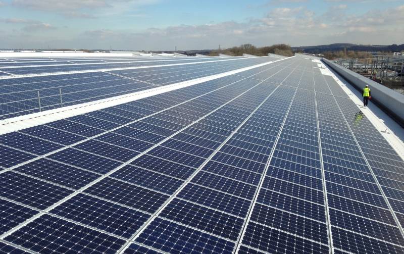 Largest rooftop solar system in Vietnam will be built very soon ...