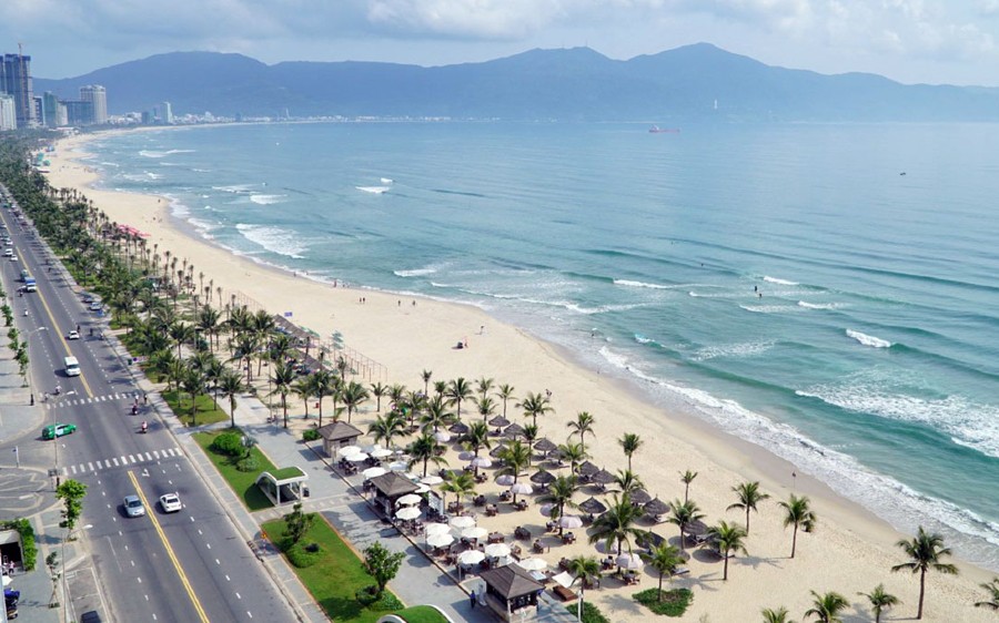 The Telegraph Honors 50 Most Beautiful Beaches in the World, Da Nang ...