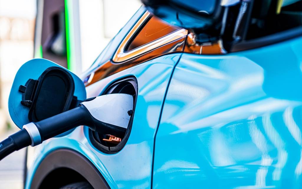 Vietnam’s Electric and Hybrid Vehicle Market Accelerates - Vietnam Insider